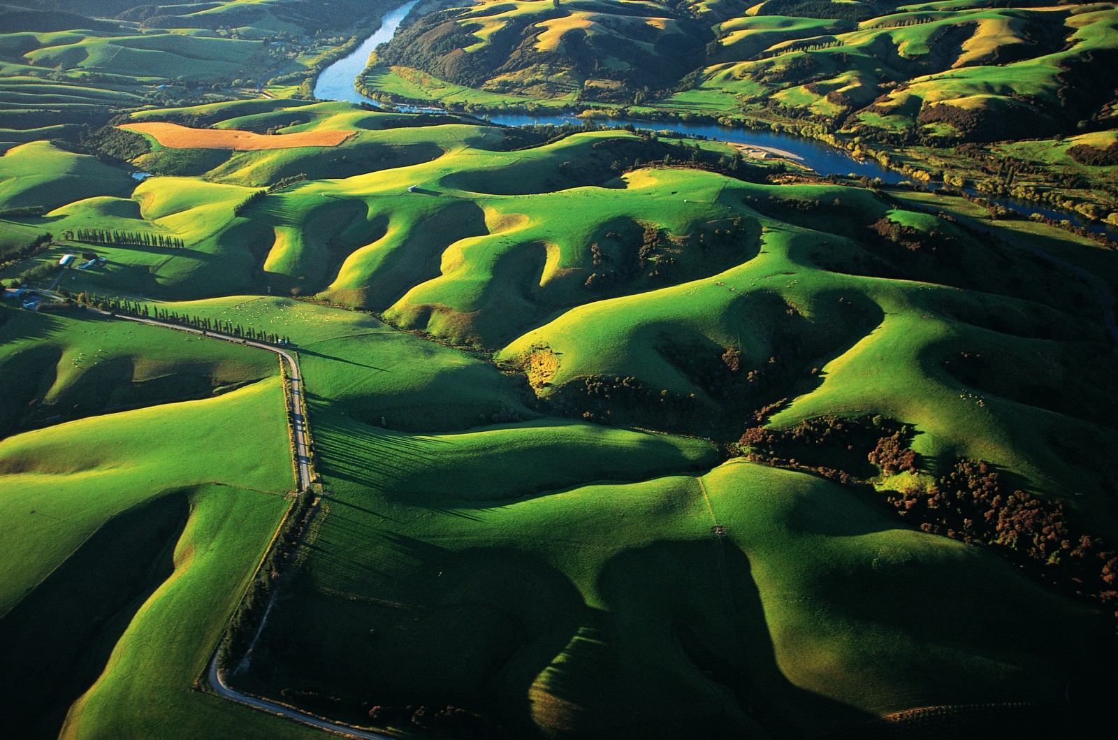 High over New Zealand | New Zealand Geographic
