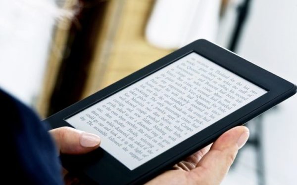Is digital reading changing how our brains work? | New Zealand Geographic