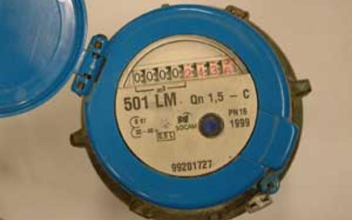 Auckland water use reduction: 80,000 smart meters rolled out | New ...