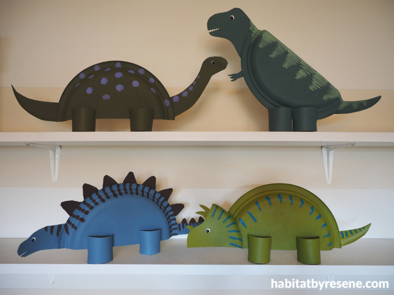 Dinosaur paper plates store